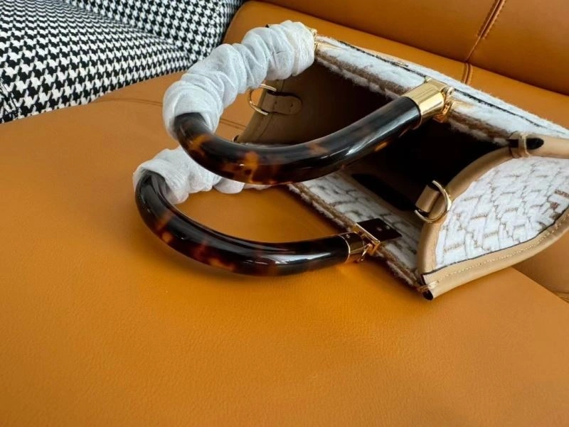 Discounted Fendi Baguette Bags