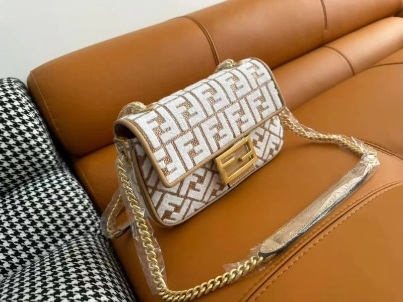 Inexpensive Fendi Baguette Bags