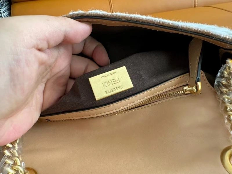 Inexpensive Fendi Baguette Bags