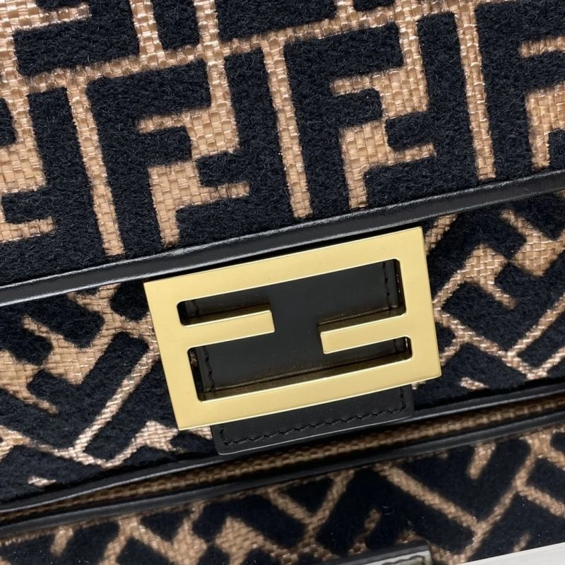 Inexpensive Fendi Baguette Bags