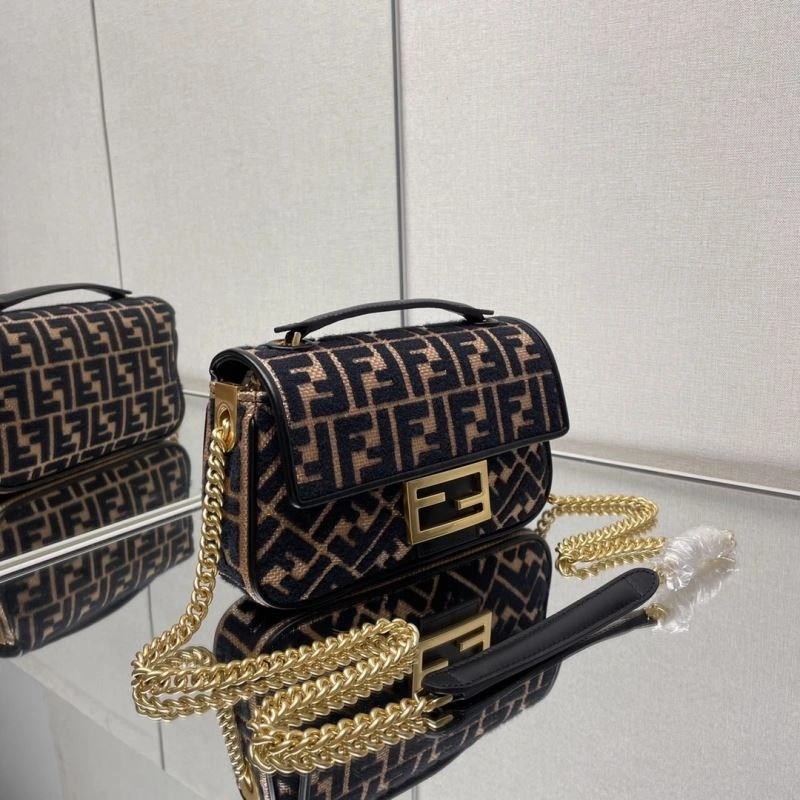 Inexpensive Fendi Baguette Bags