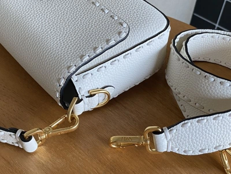 Low-cost Fendi Baguette Bags
