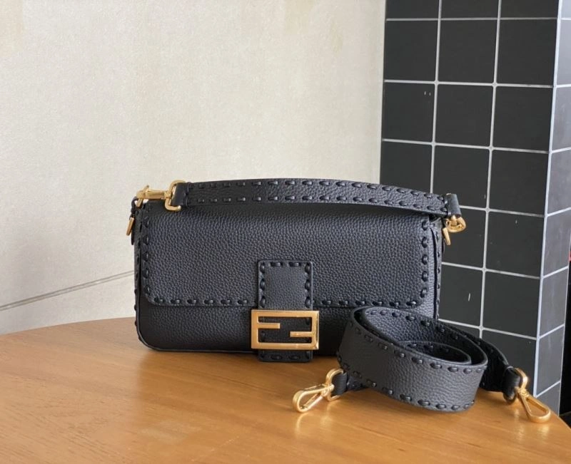 Top match Fendi Baguette Bags