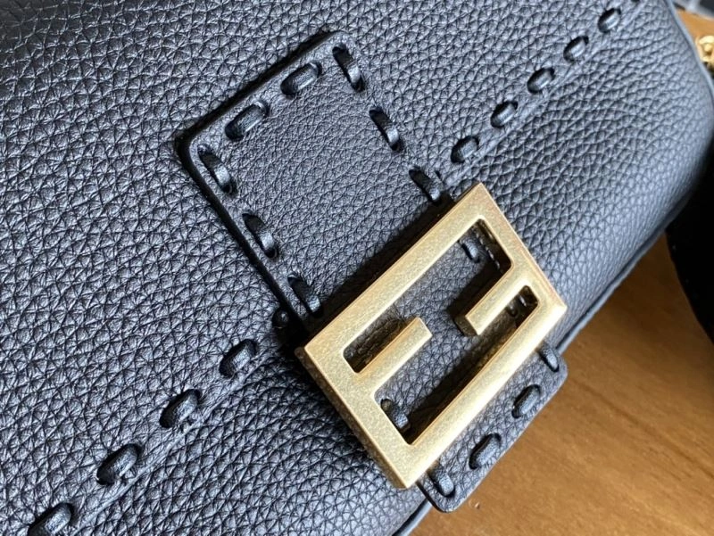 Top match Fendi Baguette Bags