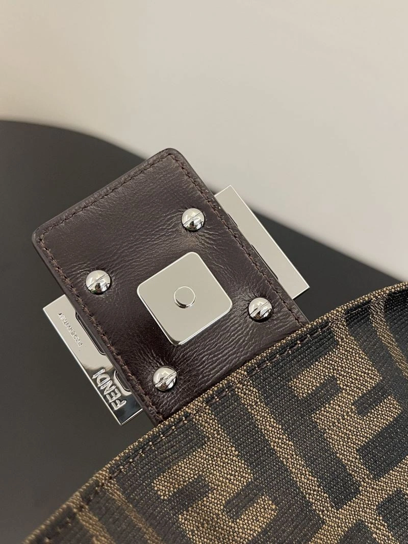 Exact replica Fendi Baguette Bags