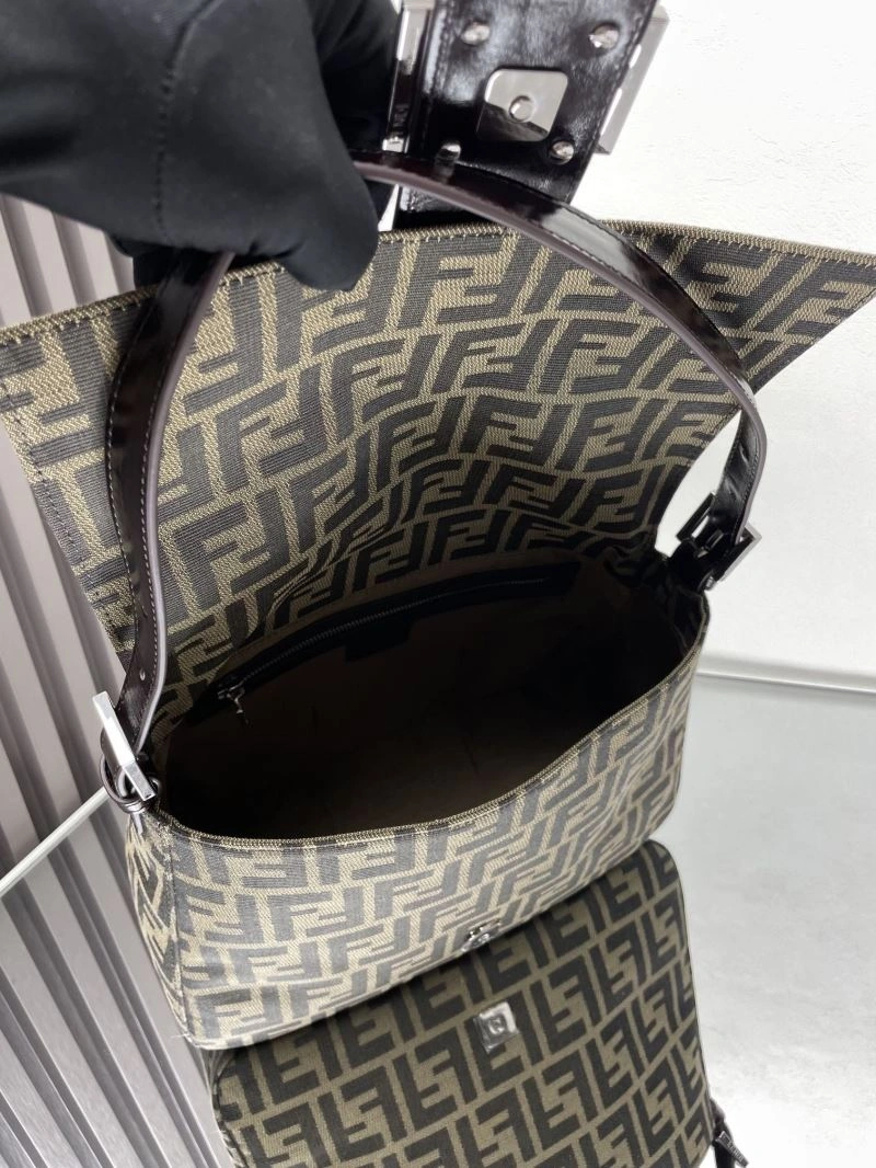Cut-rate Fendi Baguette Bags