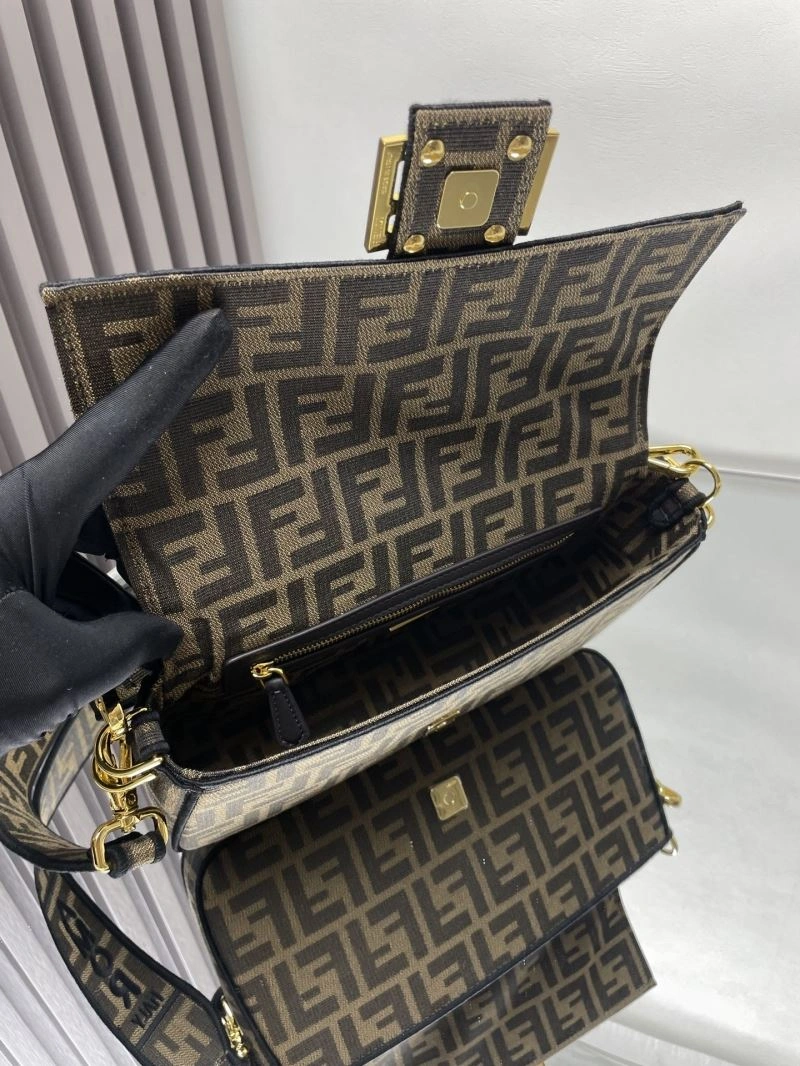 Exact replica Fendi Baguette Bags