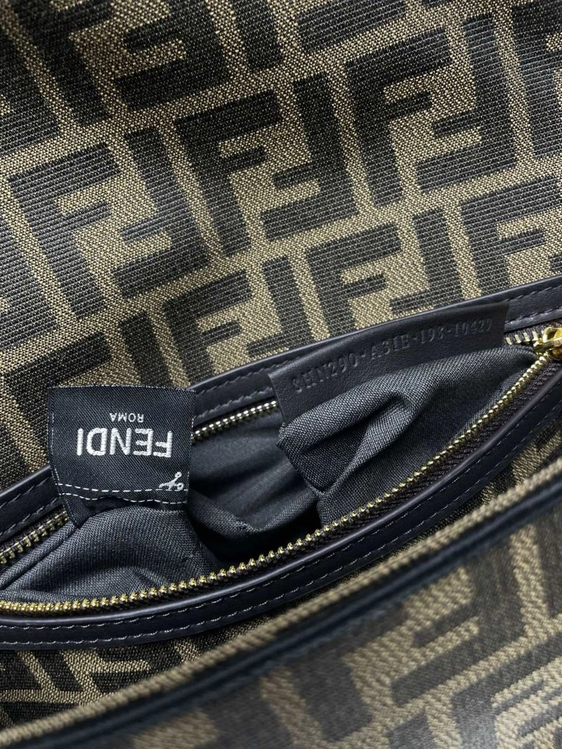 Exact replica Fendi Baguette Bags