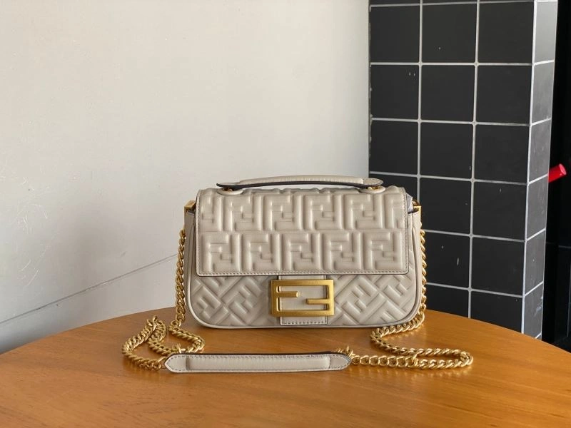 Low-cost Fendi Baguette Bags
