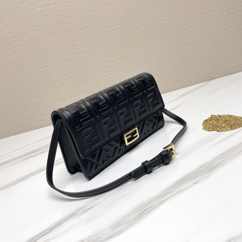 Top match Fendi Baguette Bags