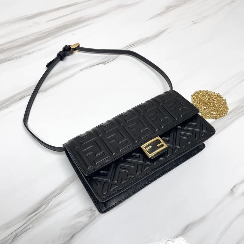 Top match Fendi Baguette Bags