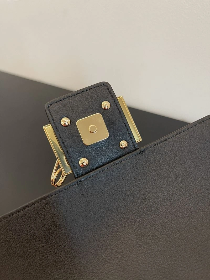 Affordable Fendi Baguette Bags