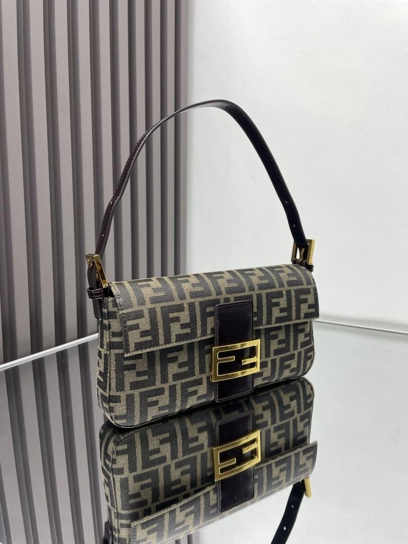 Top match Fendi Baguette Bags