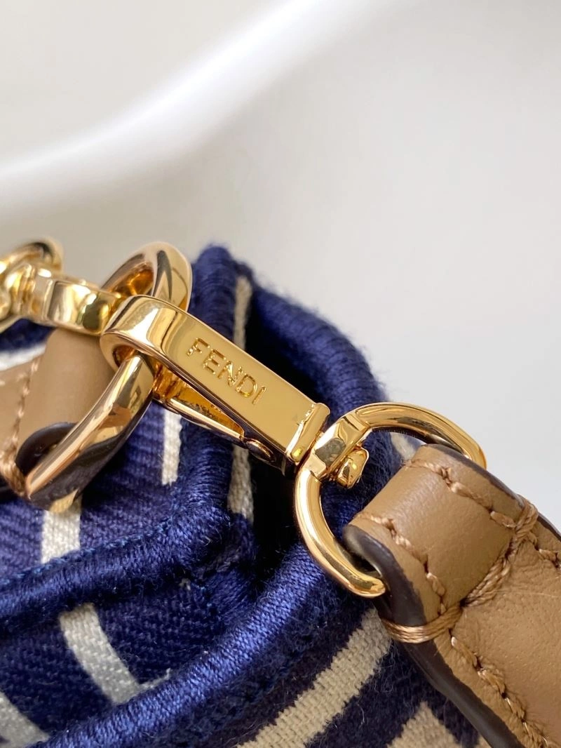 Top match Fendi Baguette Bags