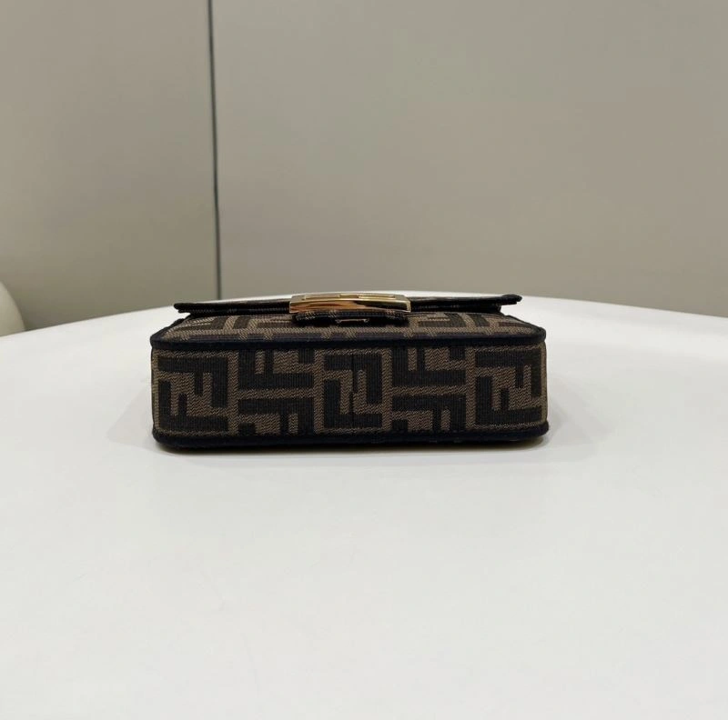 1:1 copy Fendi Baguette Bags