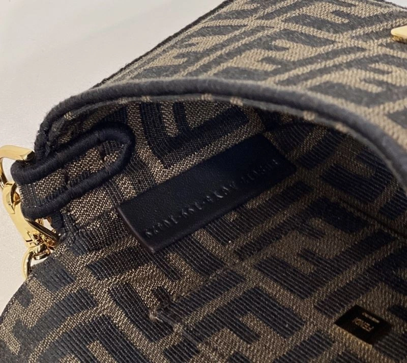 1:1 copy Fendi Baguette Bags
