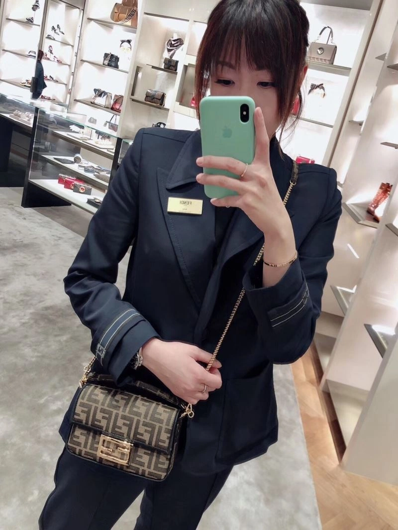 1:1 copy Fendi Baguette Bags