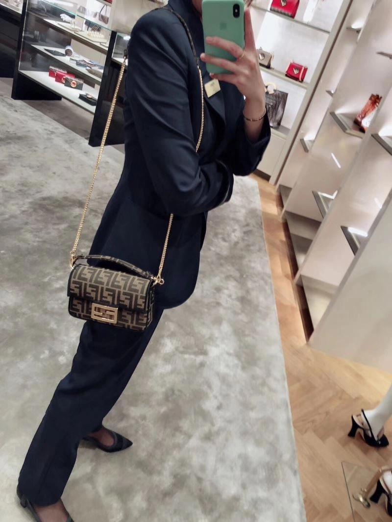 1:1 copy Fendi Baguette Bags