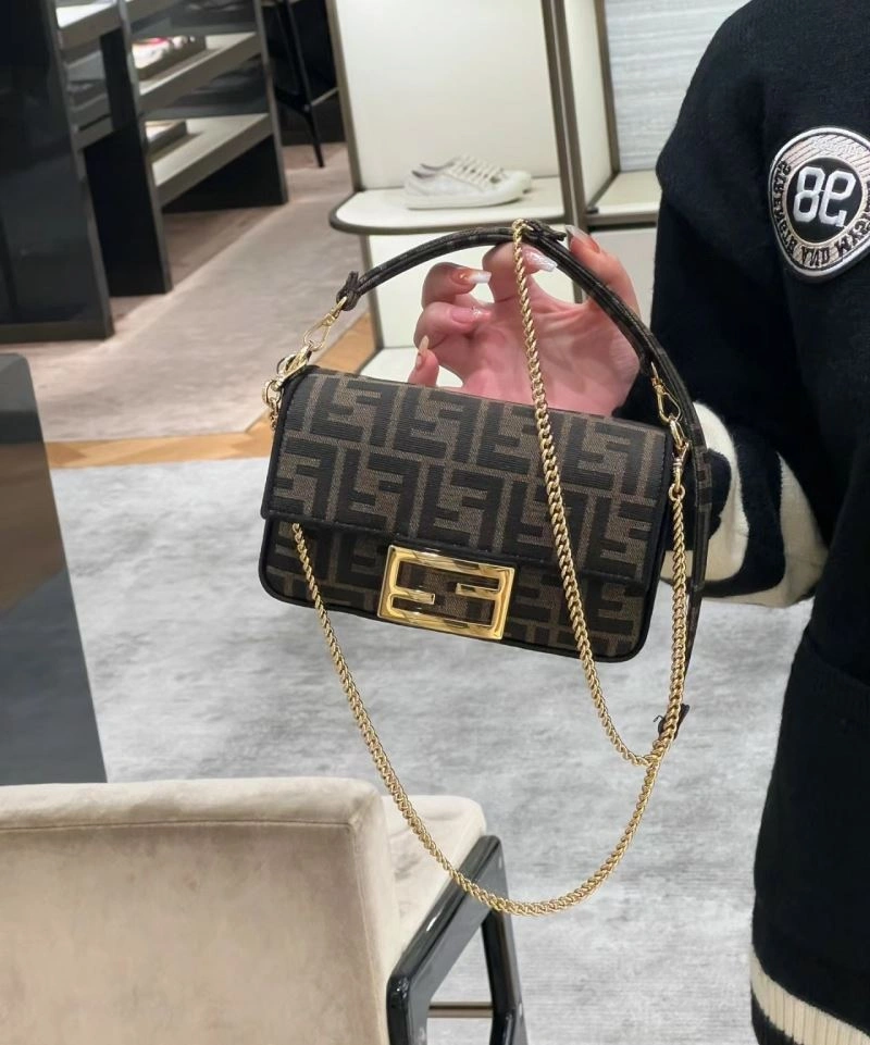 1:1 copy Fendi Baguette Bags