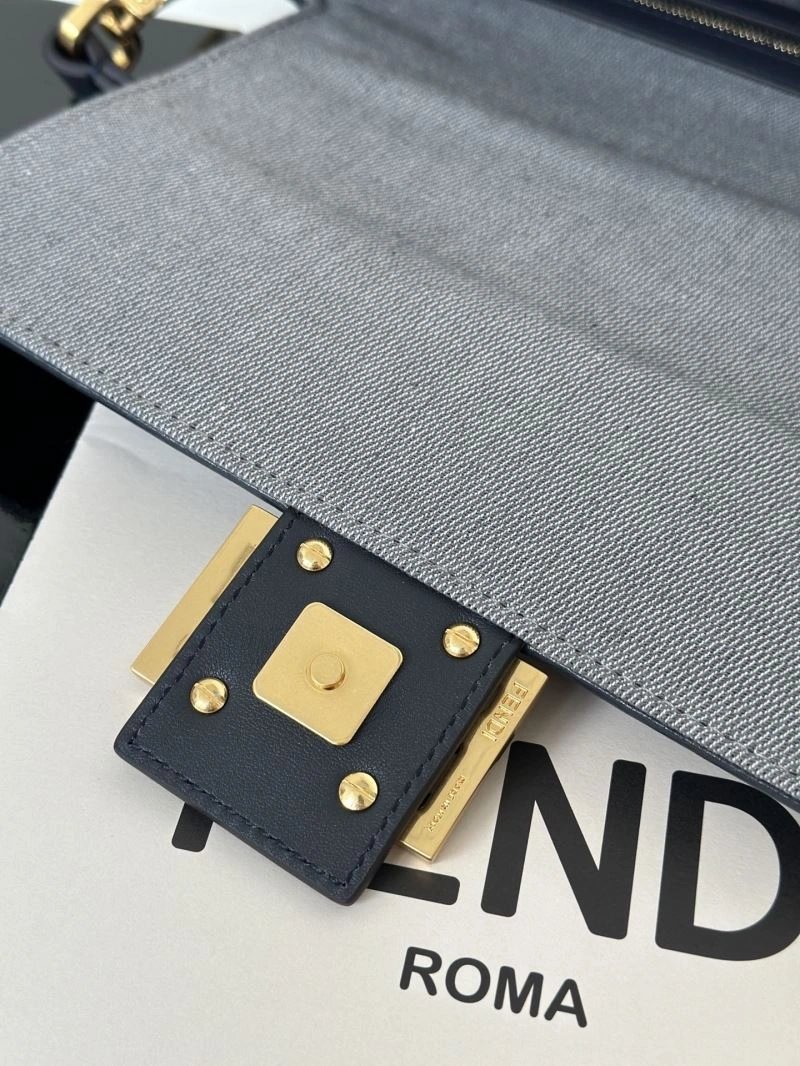 Inexpensive Fendi Baguette Bags
