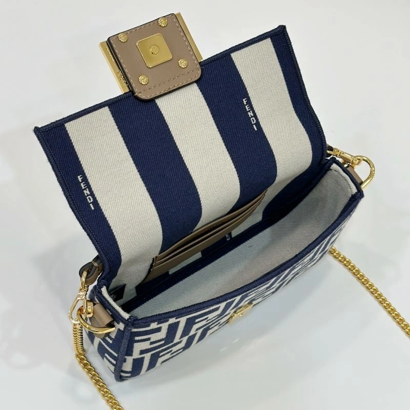 1:1 copy Fendi Baguette Bags