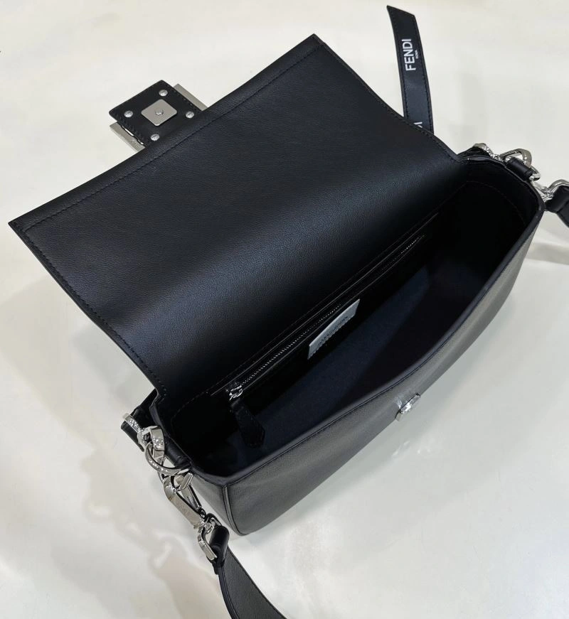 Low-cost Fendi Baguette Bags