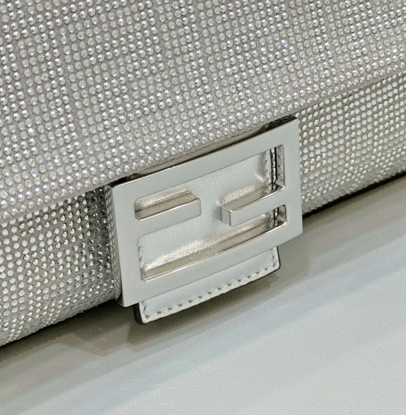 1:1 copy Fendi Baguette Bags