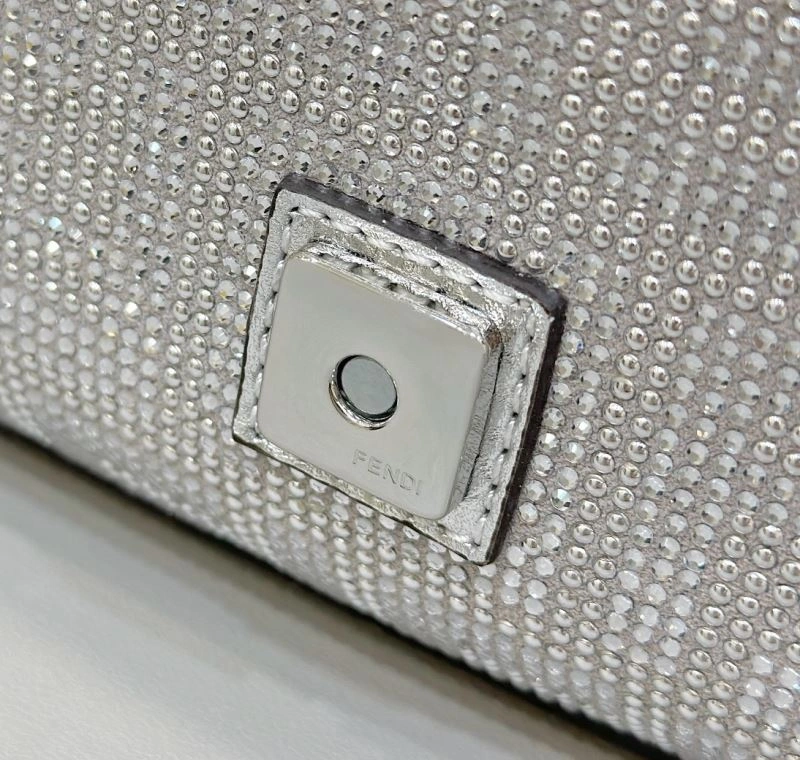 1:1 copy Fendi Baguette Bags