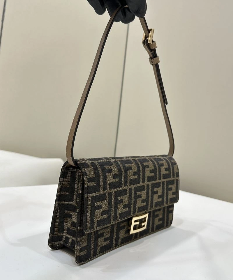 Cut-rate Fendi Baguette Bags
