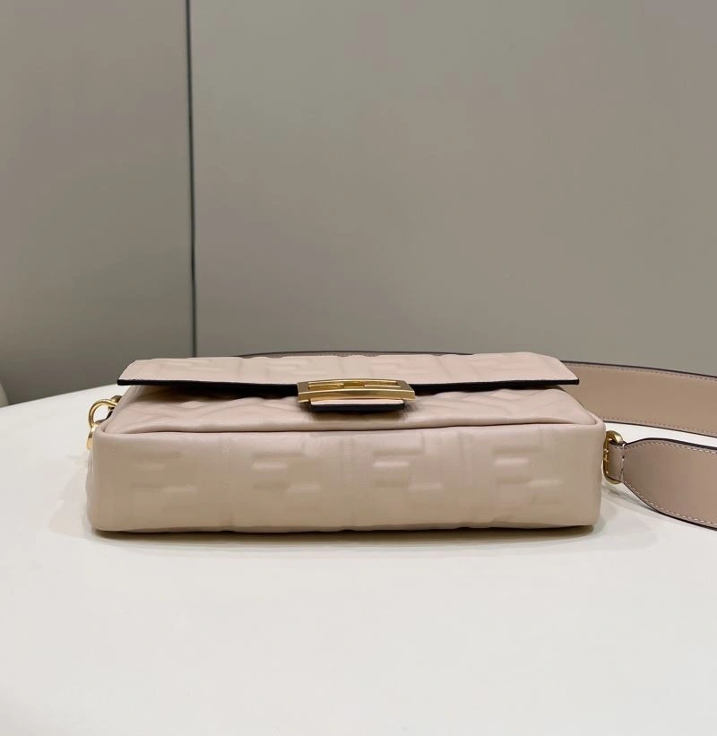 Low-cost Fendi Baguette Bags