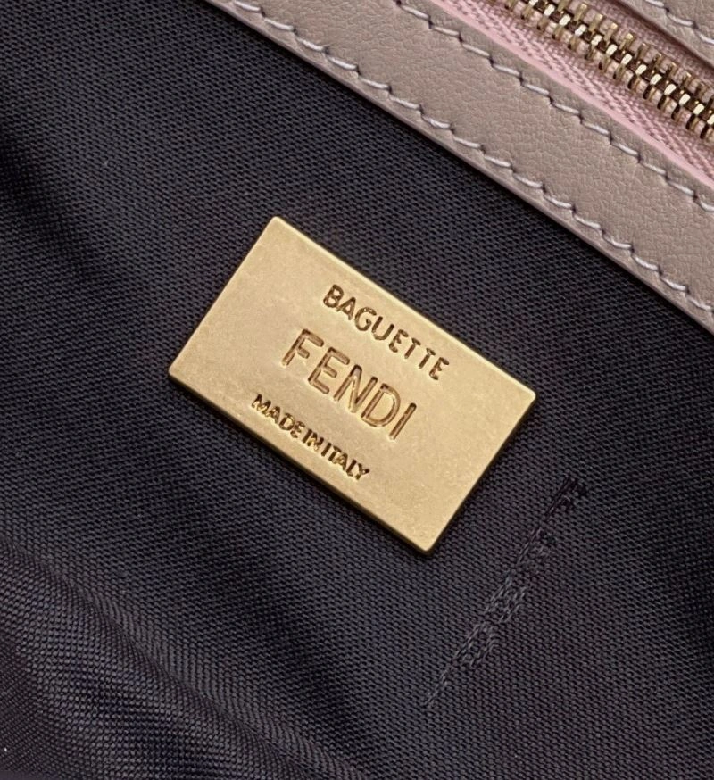 Low-cost Fendi Baguette Bags
