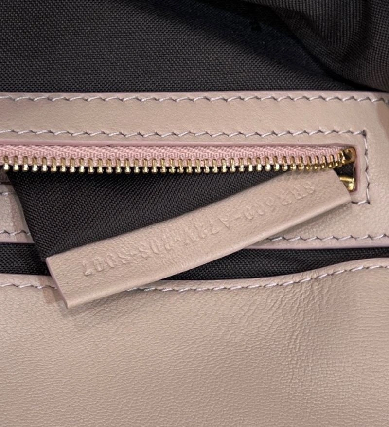 Low-cost Fendi Baguette Bags