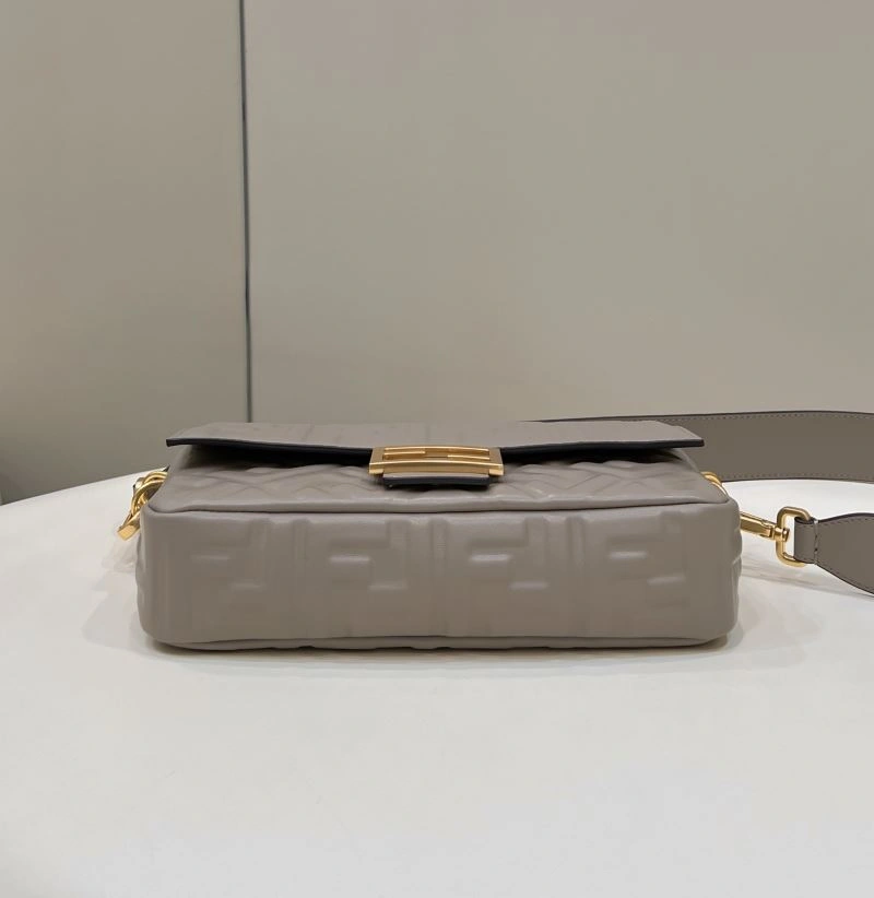 Top match Fendi Baguette Bags