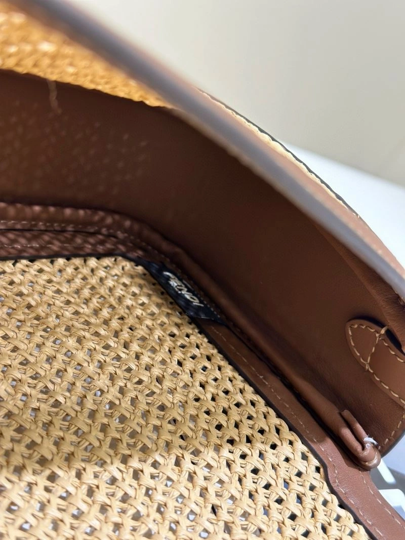 Low-cost Fendi Baguette Bags