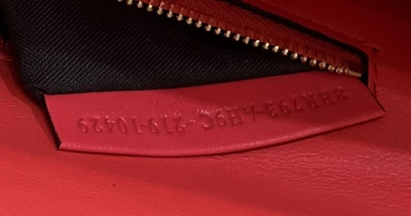 1:1 copy Fendi Baguette Bags