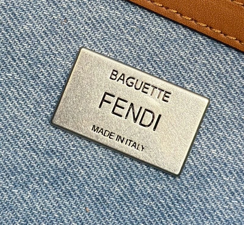 1:1 copy Fendi Baguette Bags