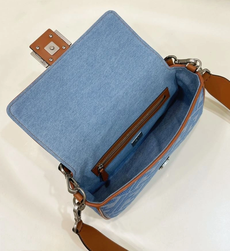 1:1 copy Fendi Baguette Bags