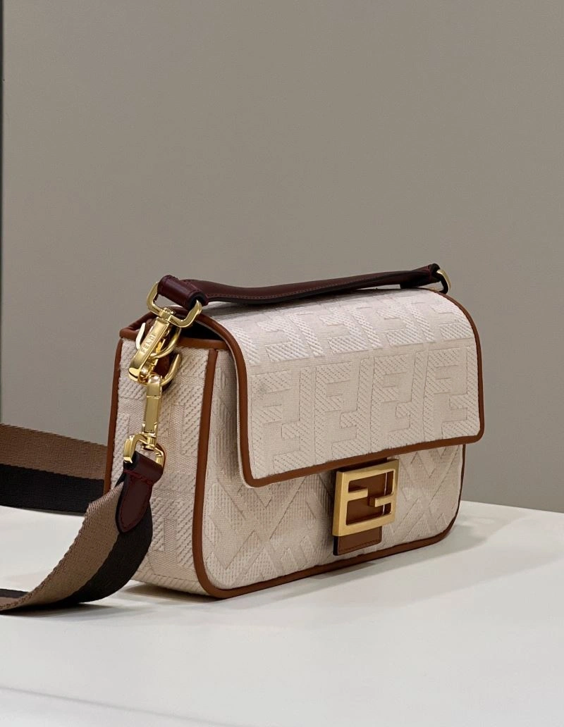 Inexpensive Fendi Baguette Bags