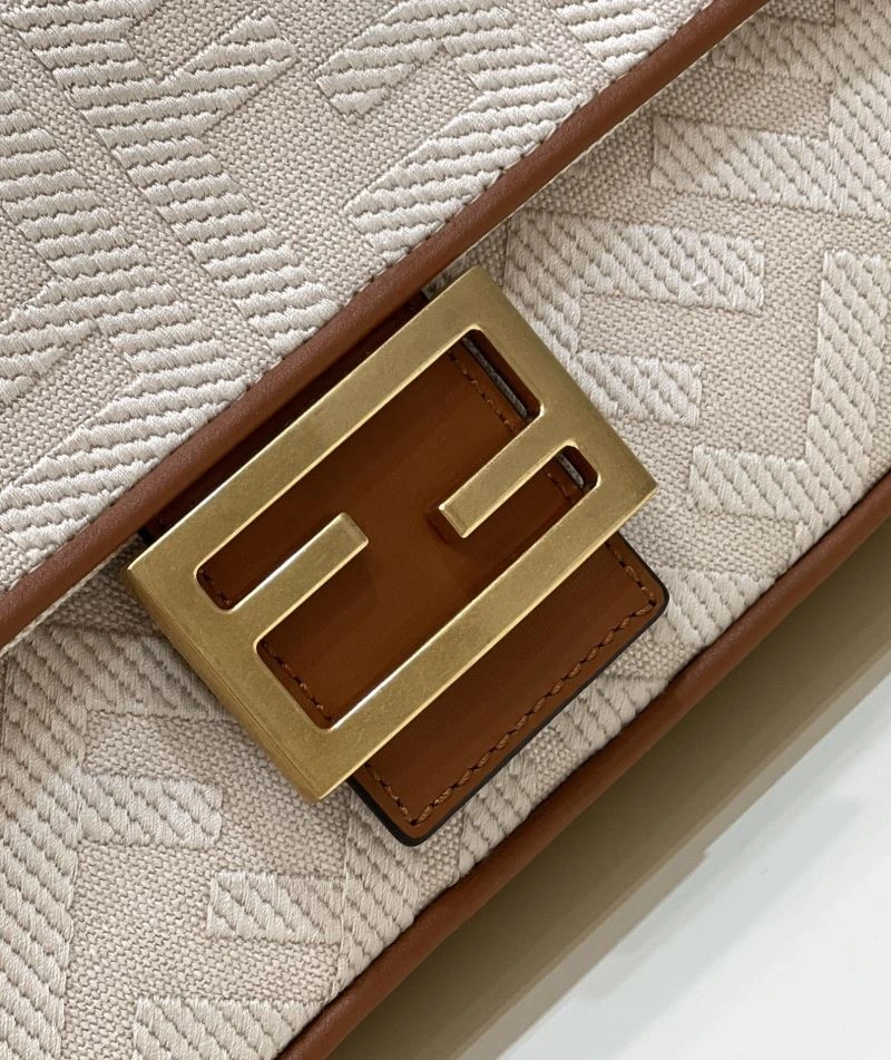 Inexpensive Fendi Baguette Bags