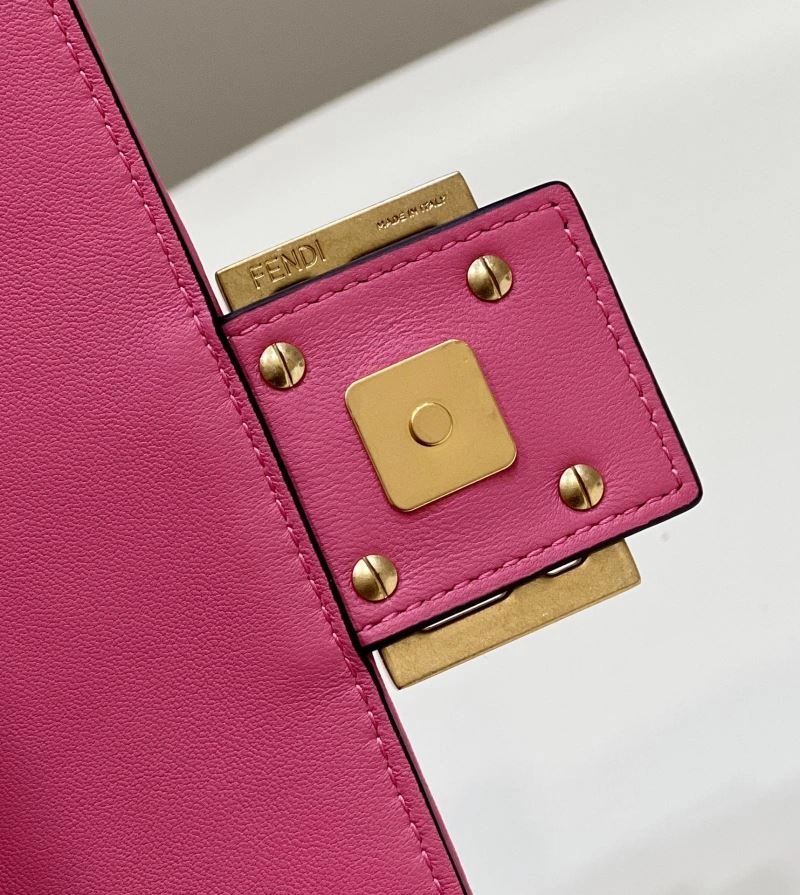 Exact replica Fendi Baguette Bags