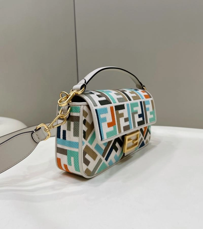 Low-cost Fendi Baguette Bags