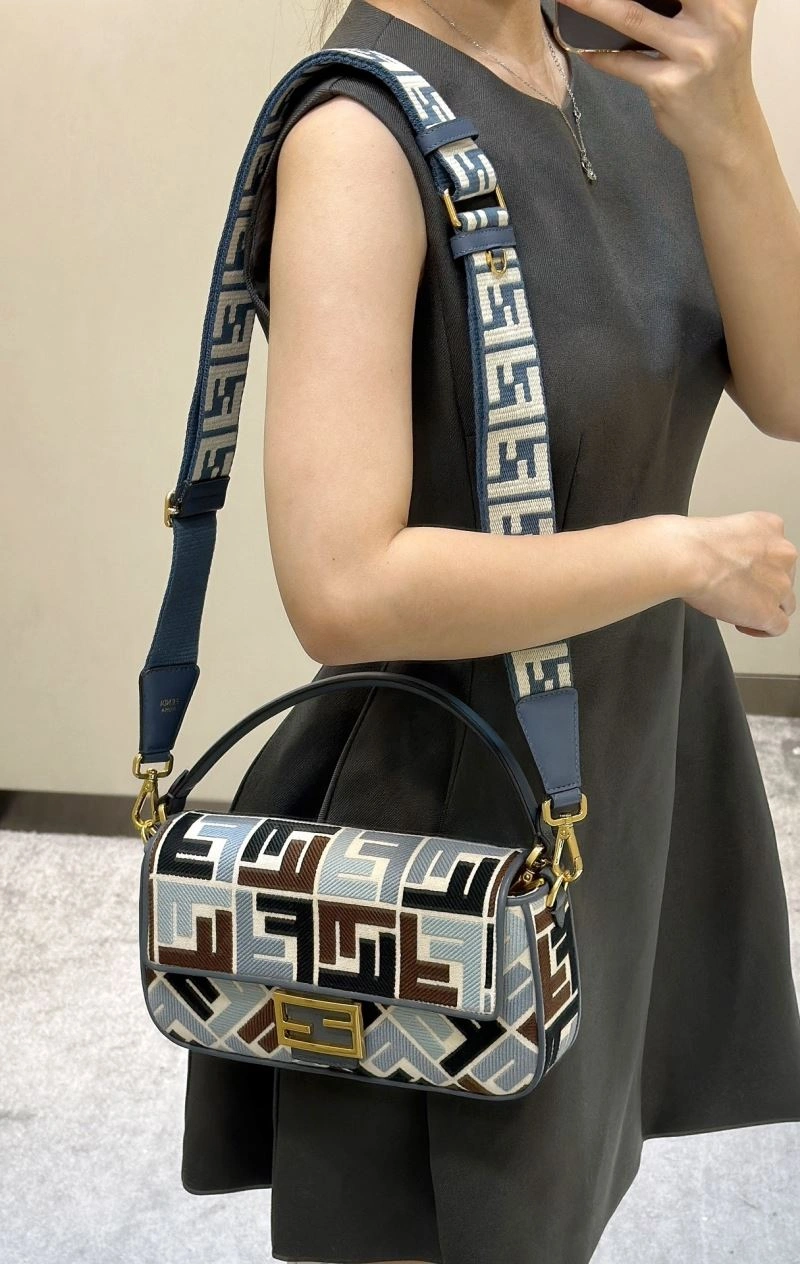High fidelity Fendi Baguette Bags