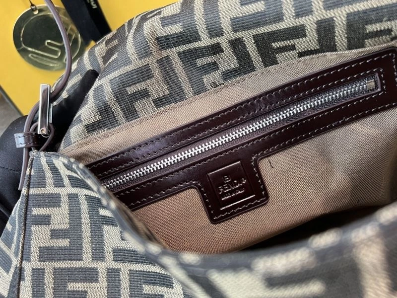 Inexpensive Fendi Baguette Bags