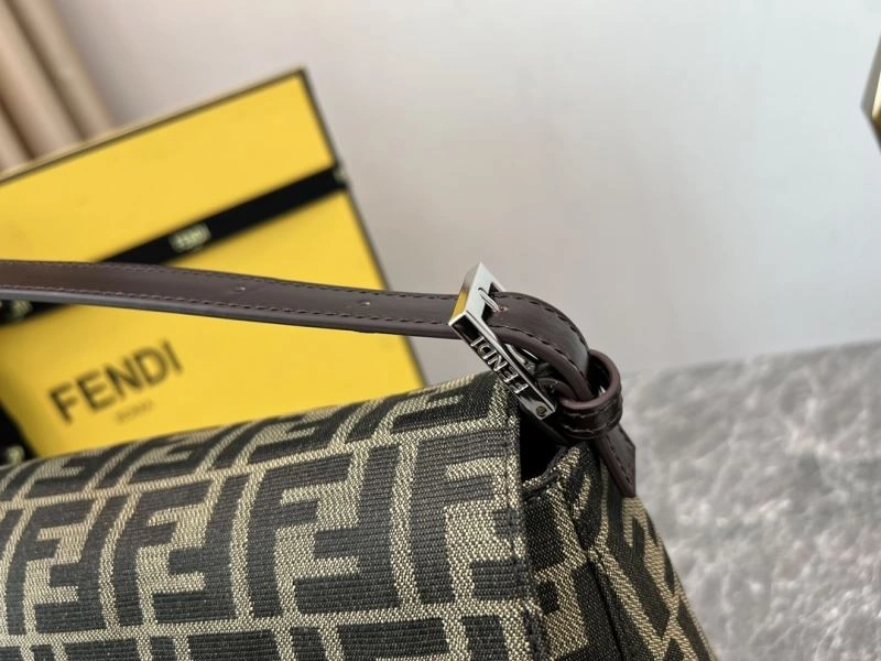 Inexpensive Fendi Baguette Bags