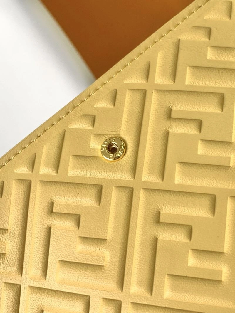 Top mirror Fendi Baguette Bags