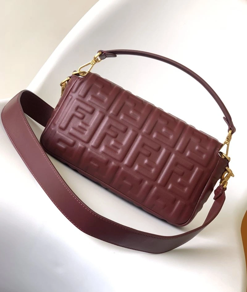 Top mirror Fendi Baguette Bags