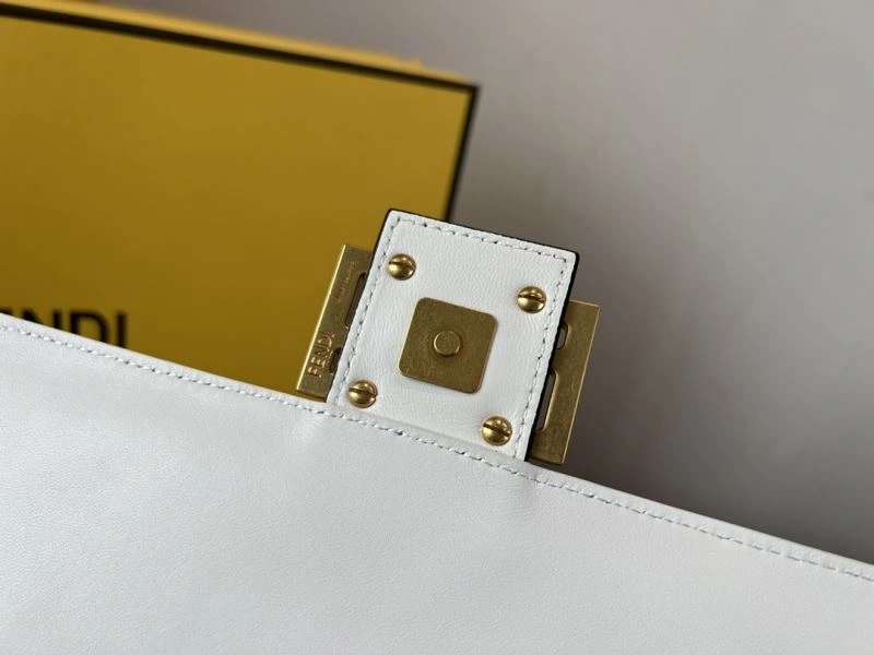 Factory-made Fendi Baguette Bags