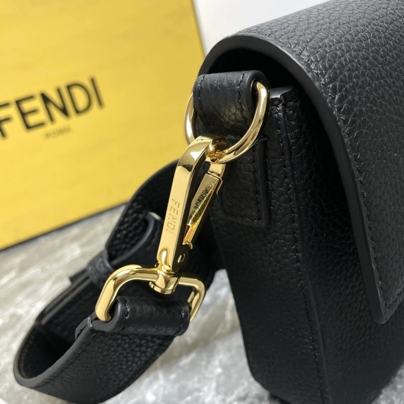 Top match Fendi Baguette Bags