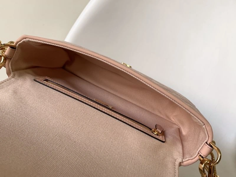 Economical Fendi Baguette Bags
