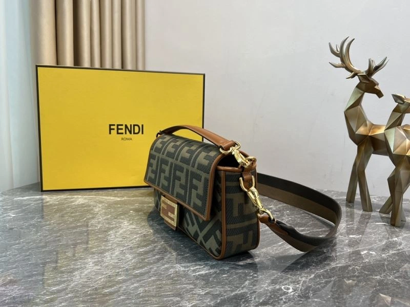 Exact replica Fendi Baguette Bags